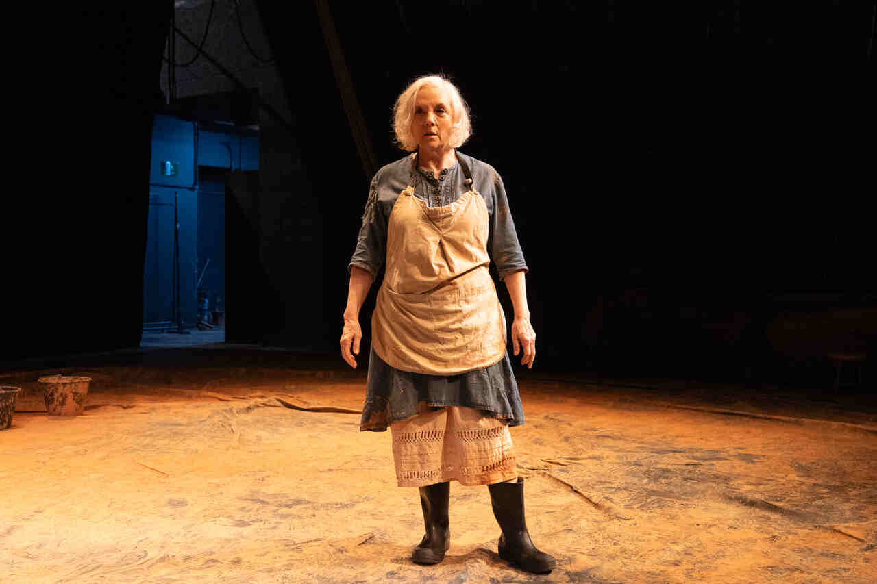 Tom Na Fazenda Retorna Ao Recife Com Atriz Denise Del Vecchio - Revista ...